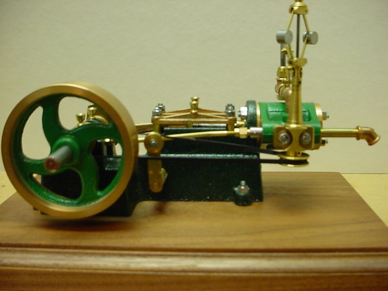 More Steam Engines and Accessories – Down In The Shop