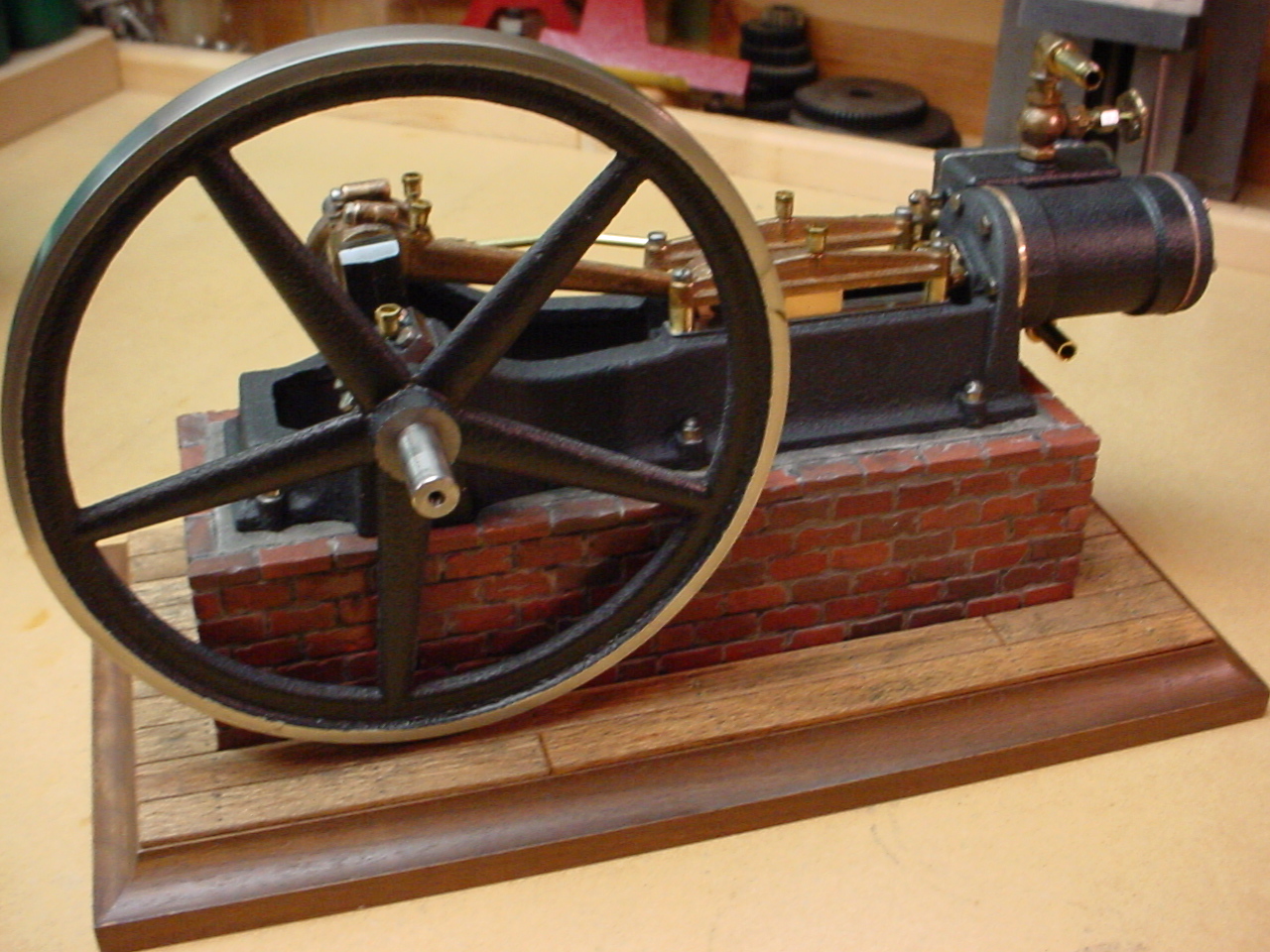 More Steam Engines and Accessories – Down In The Shop
